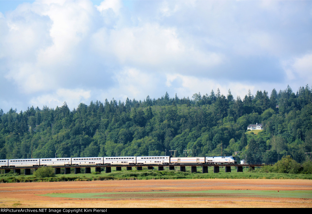 AMTK 180 Train #7 "The Empire Builder"